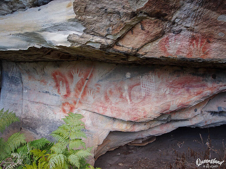 Incredible Aboriginal Rock Art Sites in Queensland [2025]